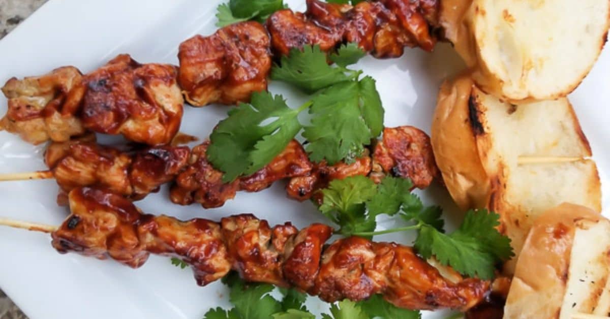 Pinchos de Pollo (Bbq Chicken Kabobs) - Mexican Appetizers and More!